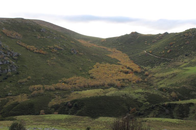 MendiaK: Cueto de la Concilla - Al filo de lo Improbable