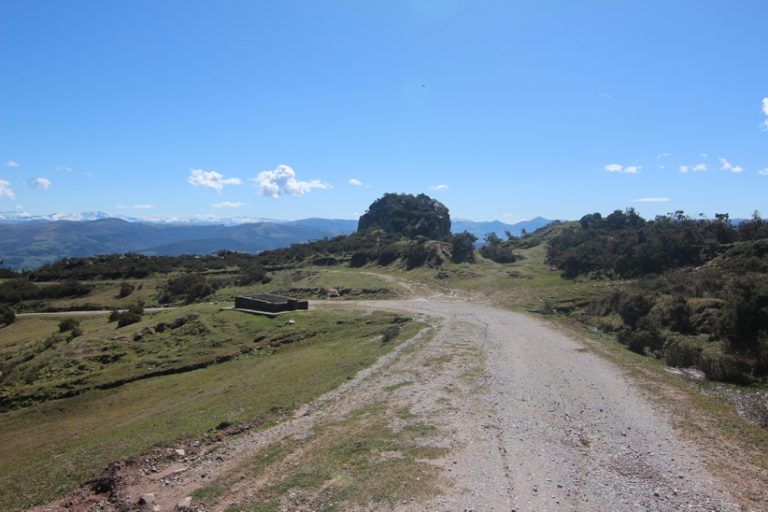 MendiaK: Ibio - Al filo de lo Improbable